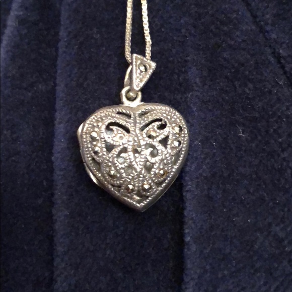 Vintage | Jewelry | Vintage Filigree Heart Locket Silver Necklace ...